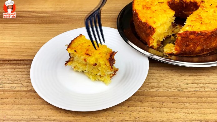 Bolo de Mandioca Crua Cremoso