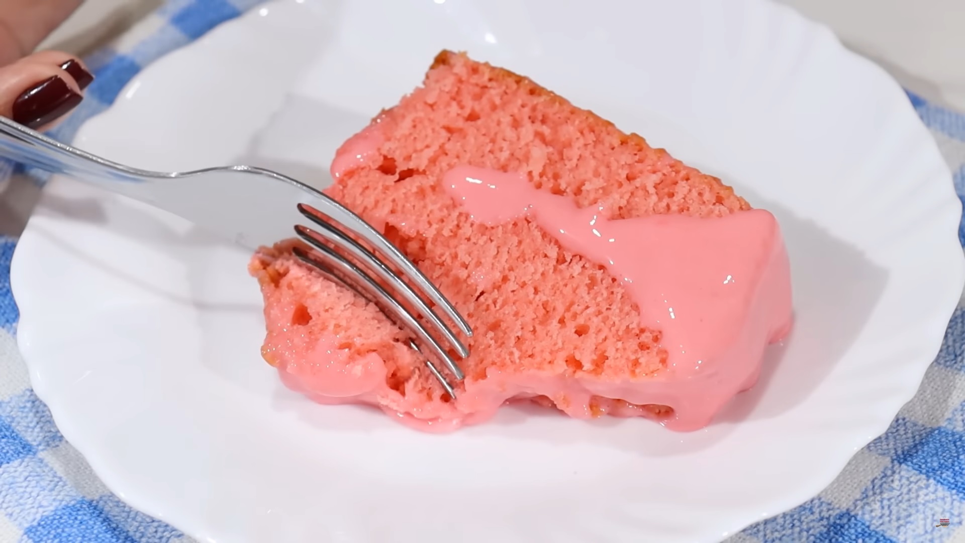 Bolo Rosa de Morango