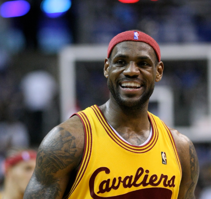 LeBron James Deixa sua Marca Imortal: Recordista de Minutos na História ...